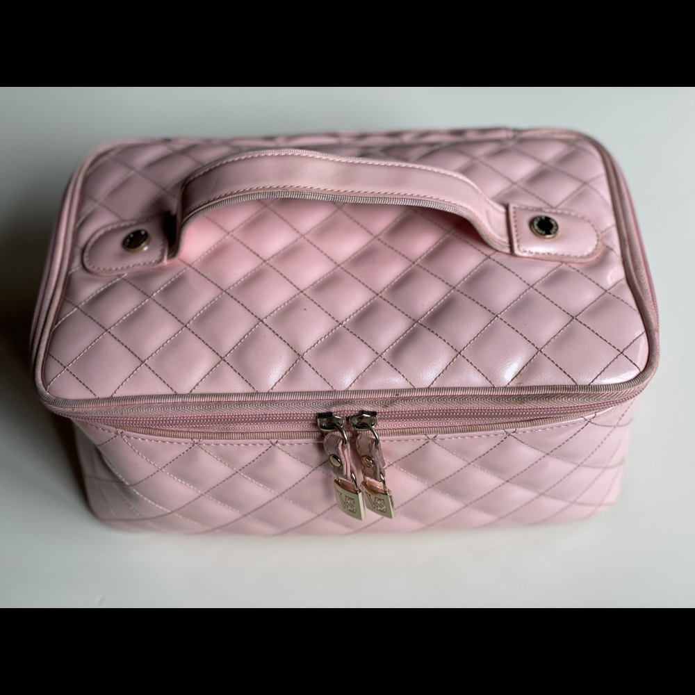 Victoria’s Secret | Blush Pink Quilted Cosmetic Case - Gem